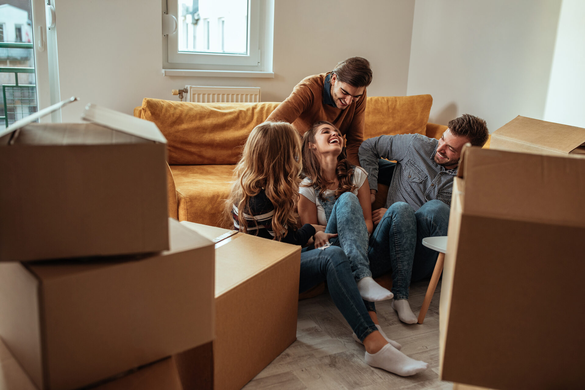 How to Make Friends in a New State? | Cross Country Moving Company